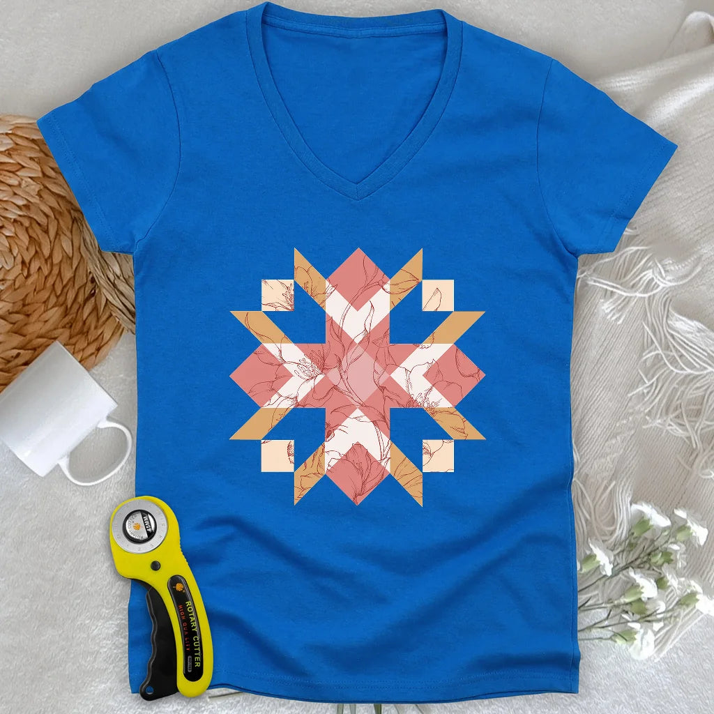 Quilted Botanica Lady V-neck – ThreadsMuse